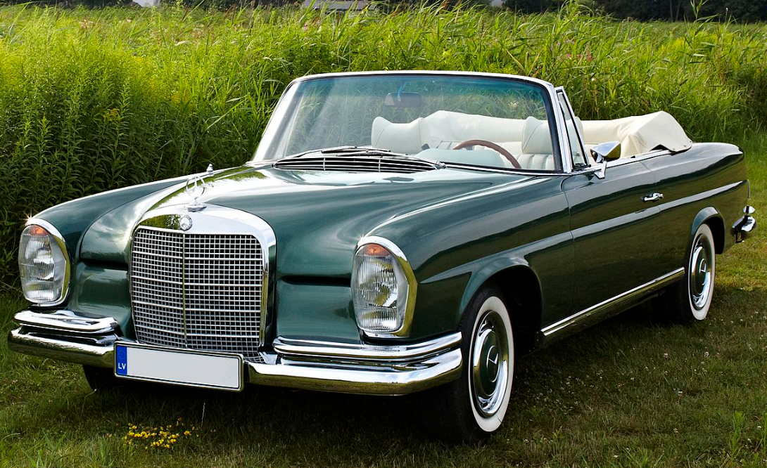 Mobil Klasik Mercedes-Benz 300SE (W112) 1961-1965: Model Mewah dengan ...